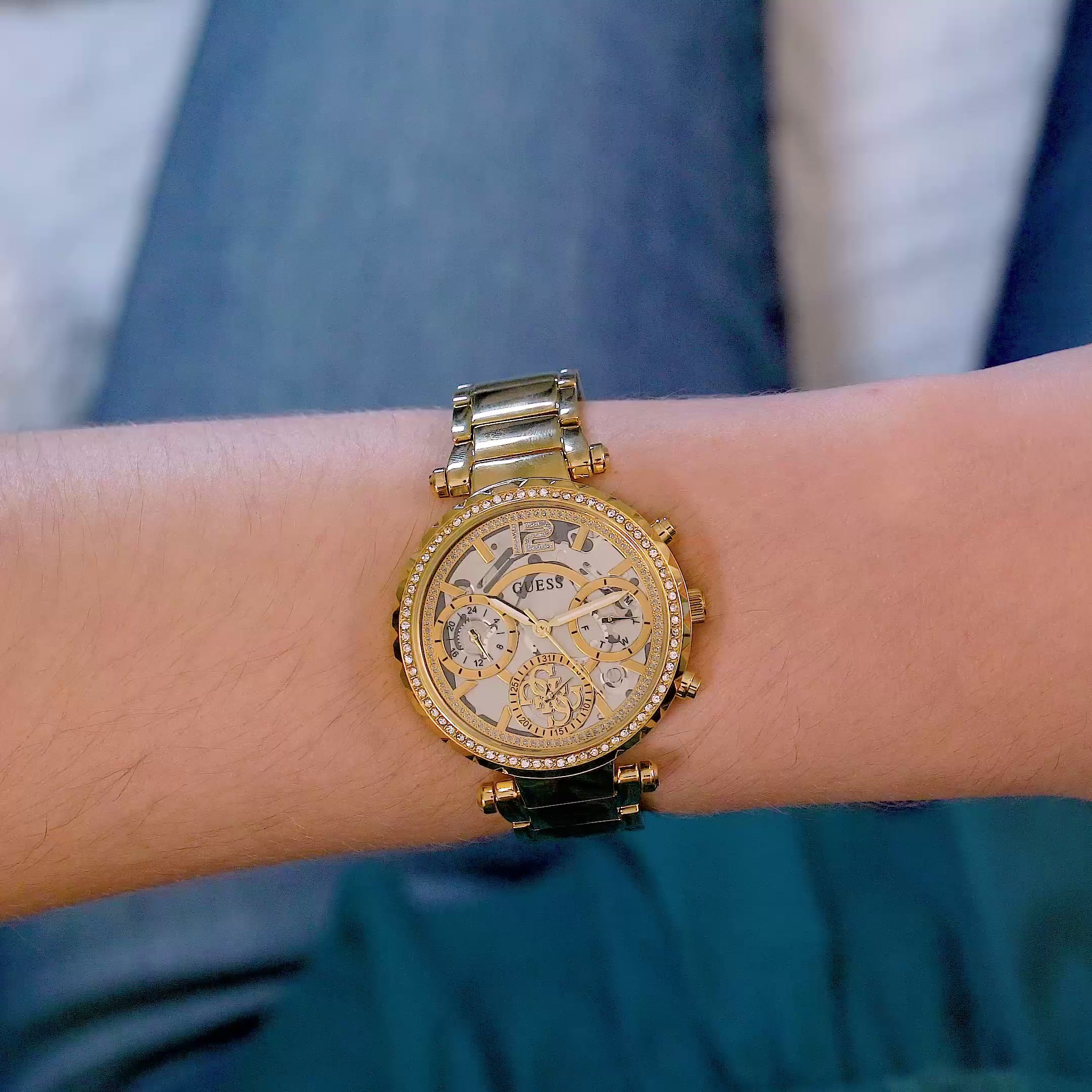 GOLD TONE CASE GOLD TONE STAINLESS STEEL WATCH